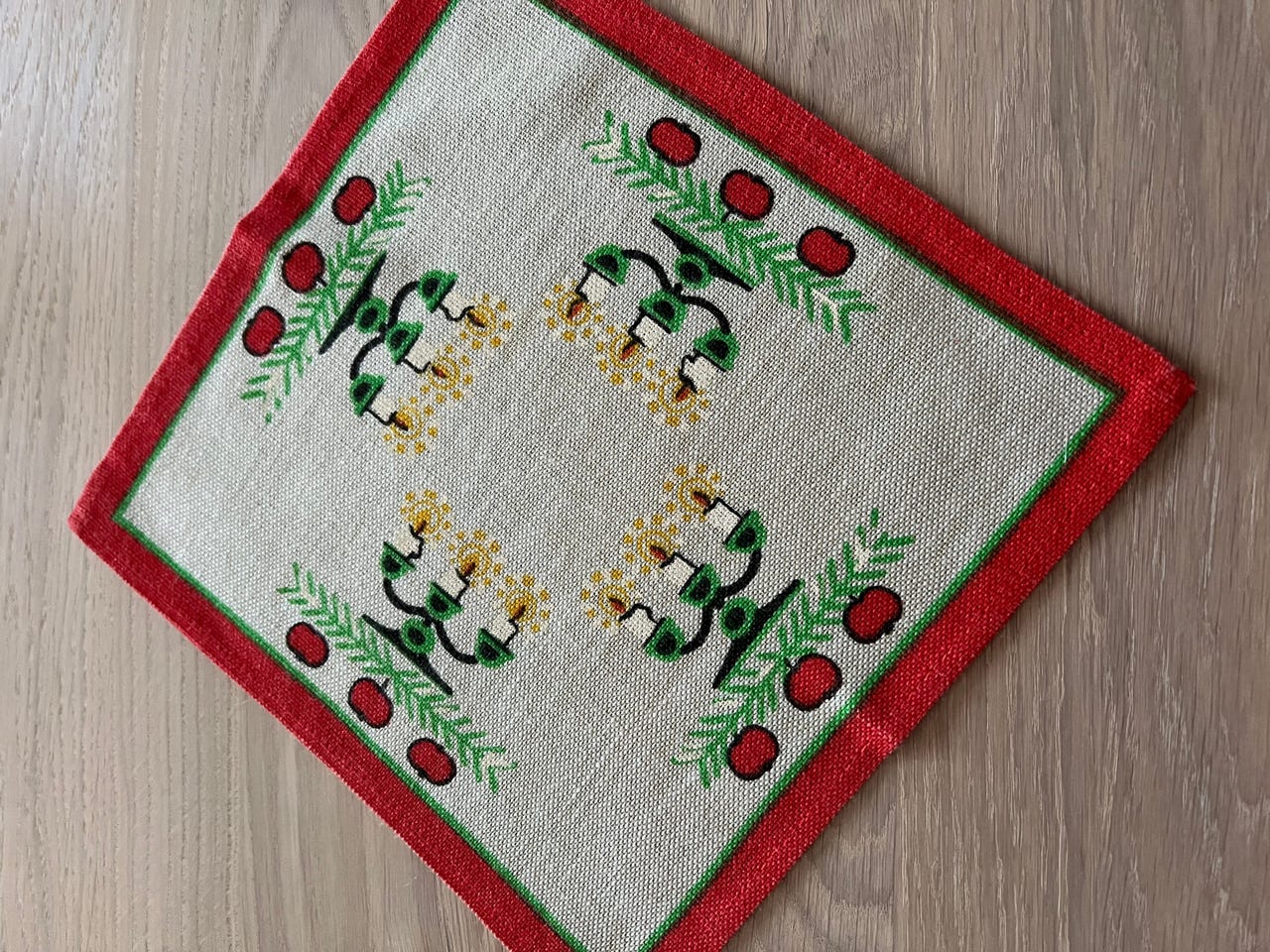 3 stk. Vintage julebrikker 24,5x 23 | FINN-torget