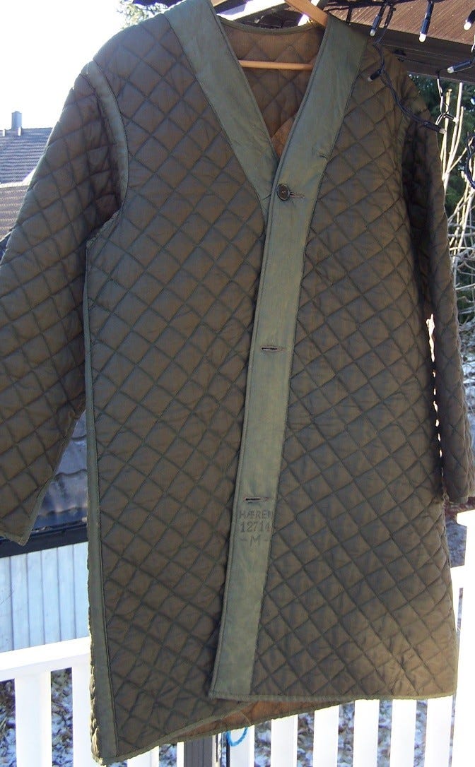 Hærens Innerfor i Ull og Vattert Stoff til Frakk / Kappe | FINN-torget