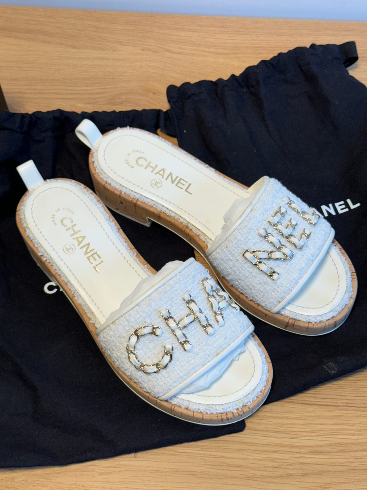 Chanel tweed slides | FINN-torget