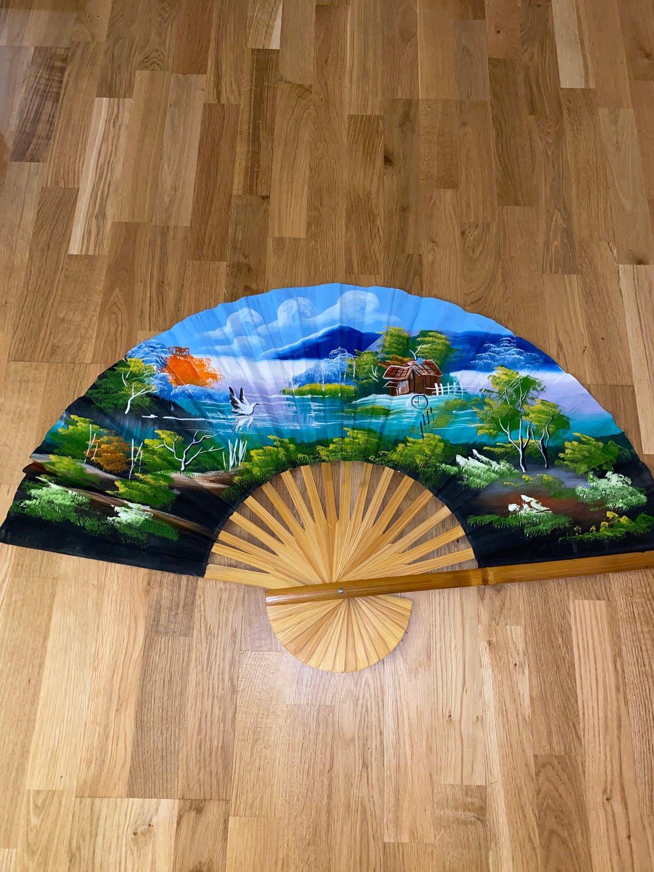 Vifte, dekorasjons vifte håndmalt, 150kr. | FINN-torget