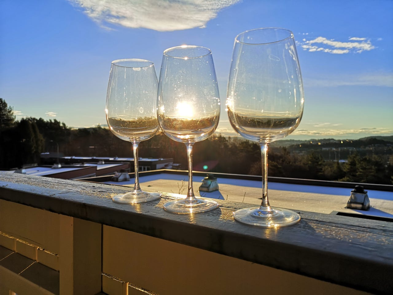 Store vinglass (for studenten? stk pris) | FINN-torget