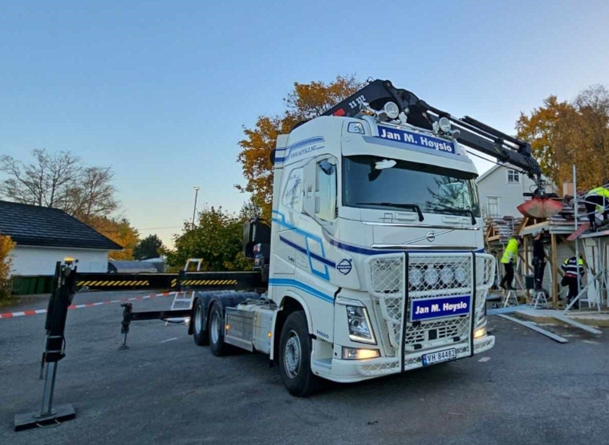 Volvo FH 540 6x4 TREKKVOGN MED KRAN KLAR FOR LEVERING | FINN.no