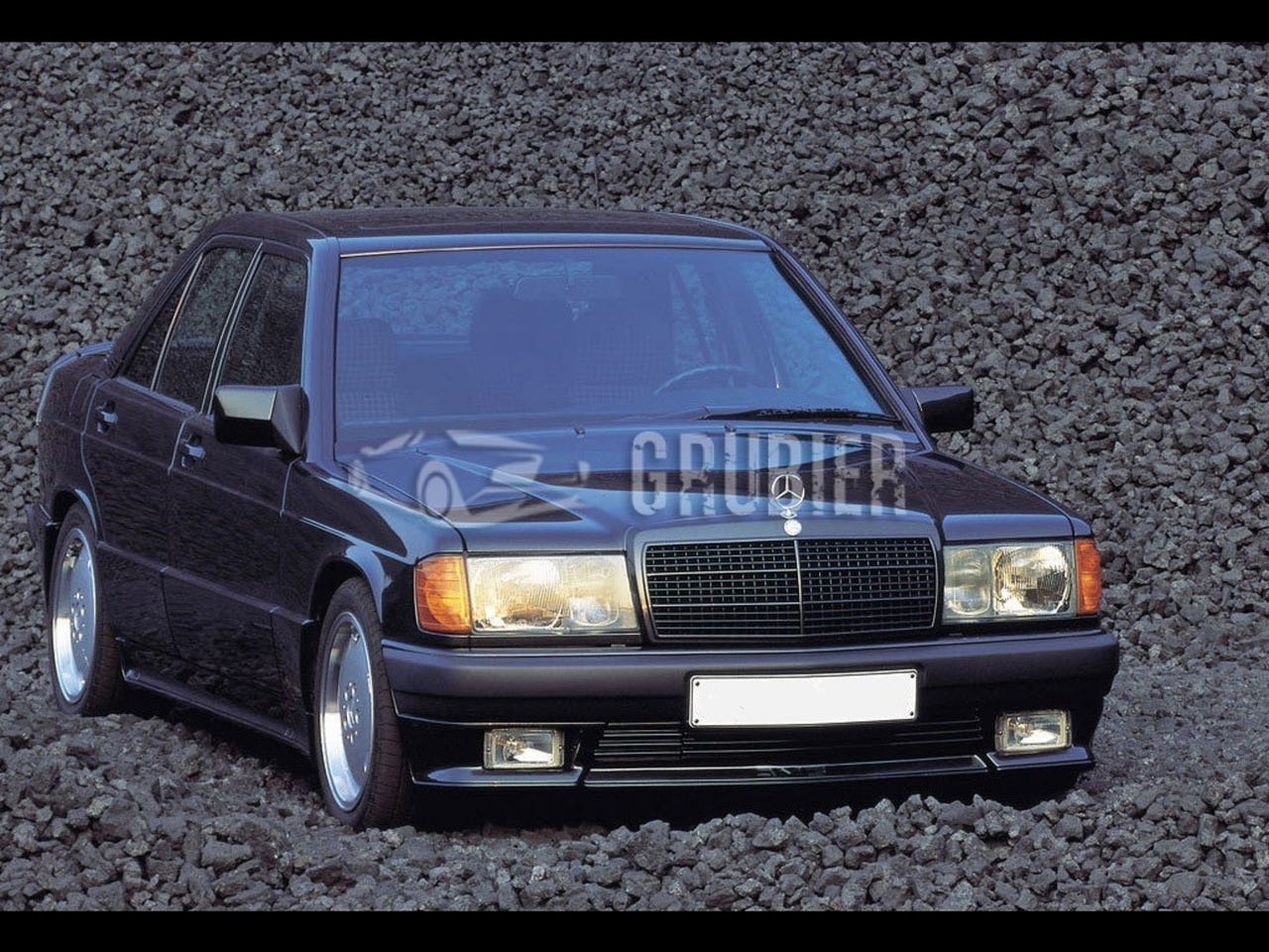 MERCEDES 190E - W201 - AMG BODY KIT - FANGERE | FINN-torget
