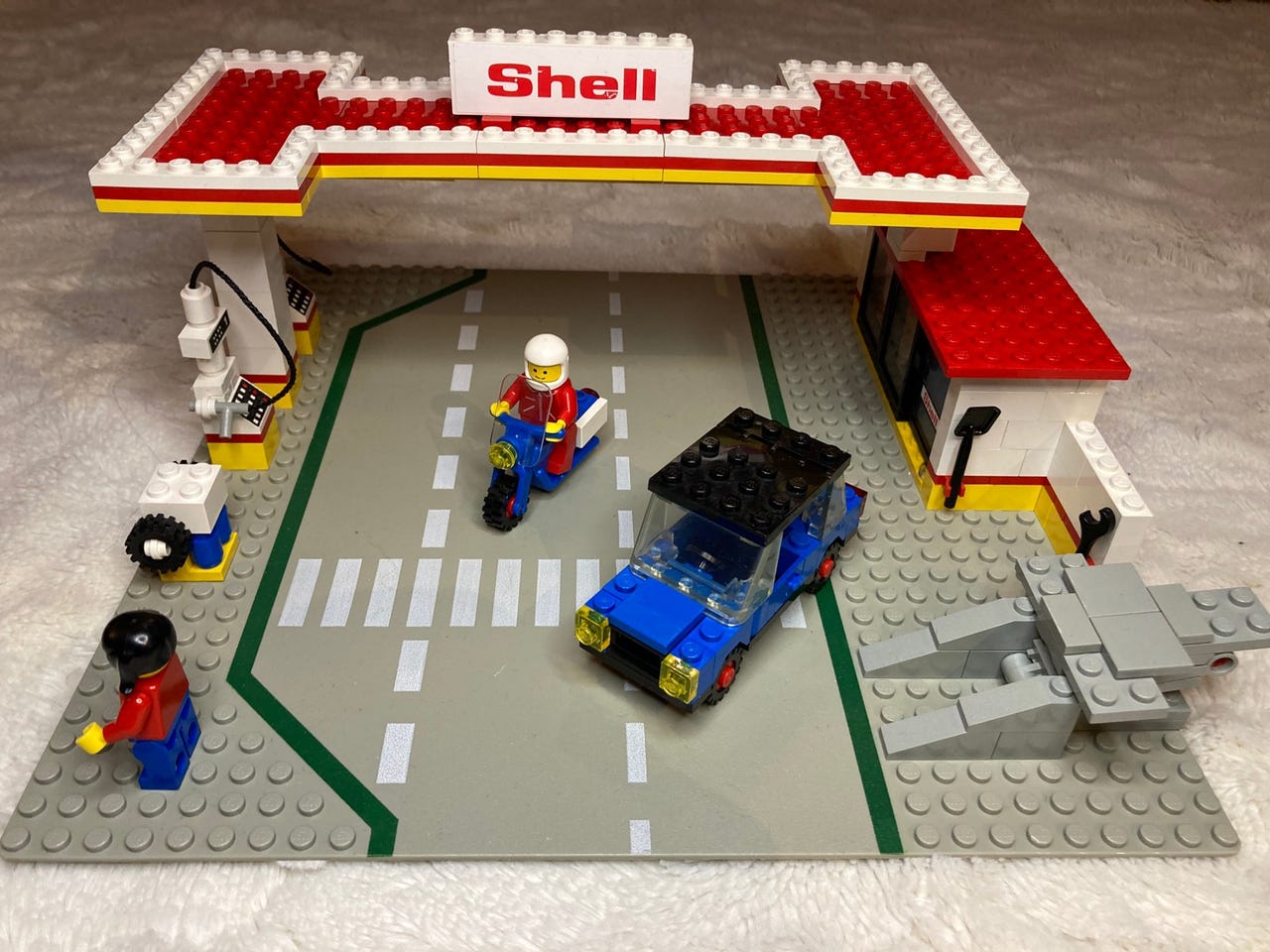 Lego Legoland shell bensinstasjon (Shell Gas Station, nr. 6371) | FINN ...
