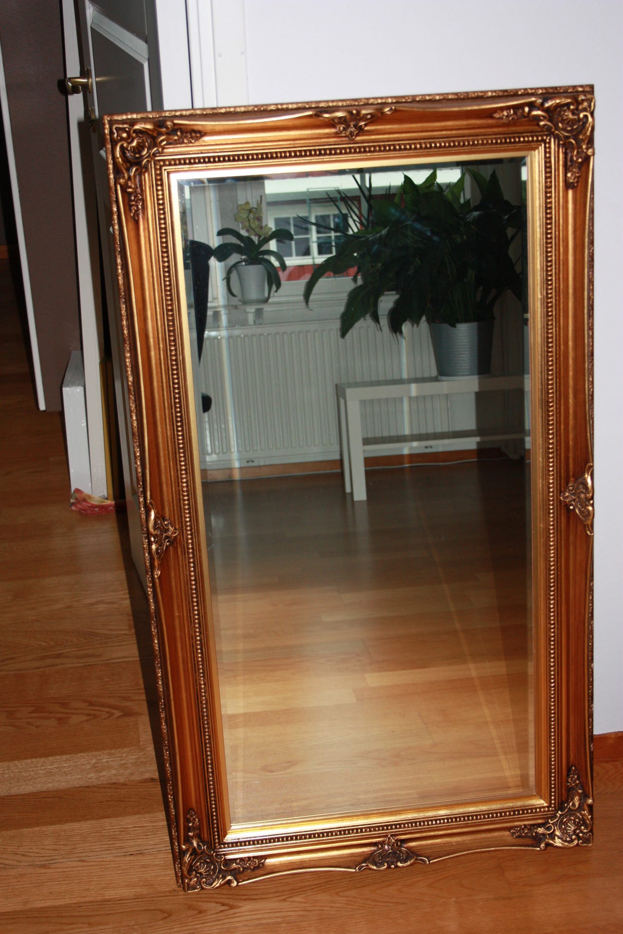 Pent innrammet speil | FINN-torget