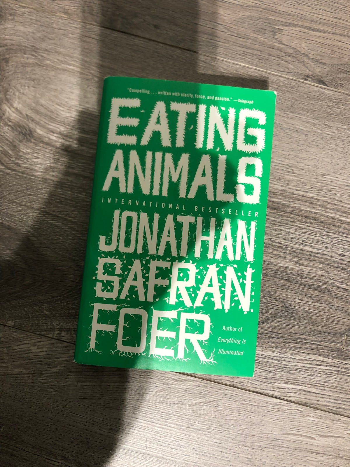 Eating animals av Jonathan Safran Foer | FINN-torget