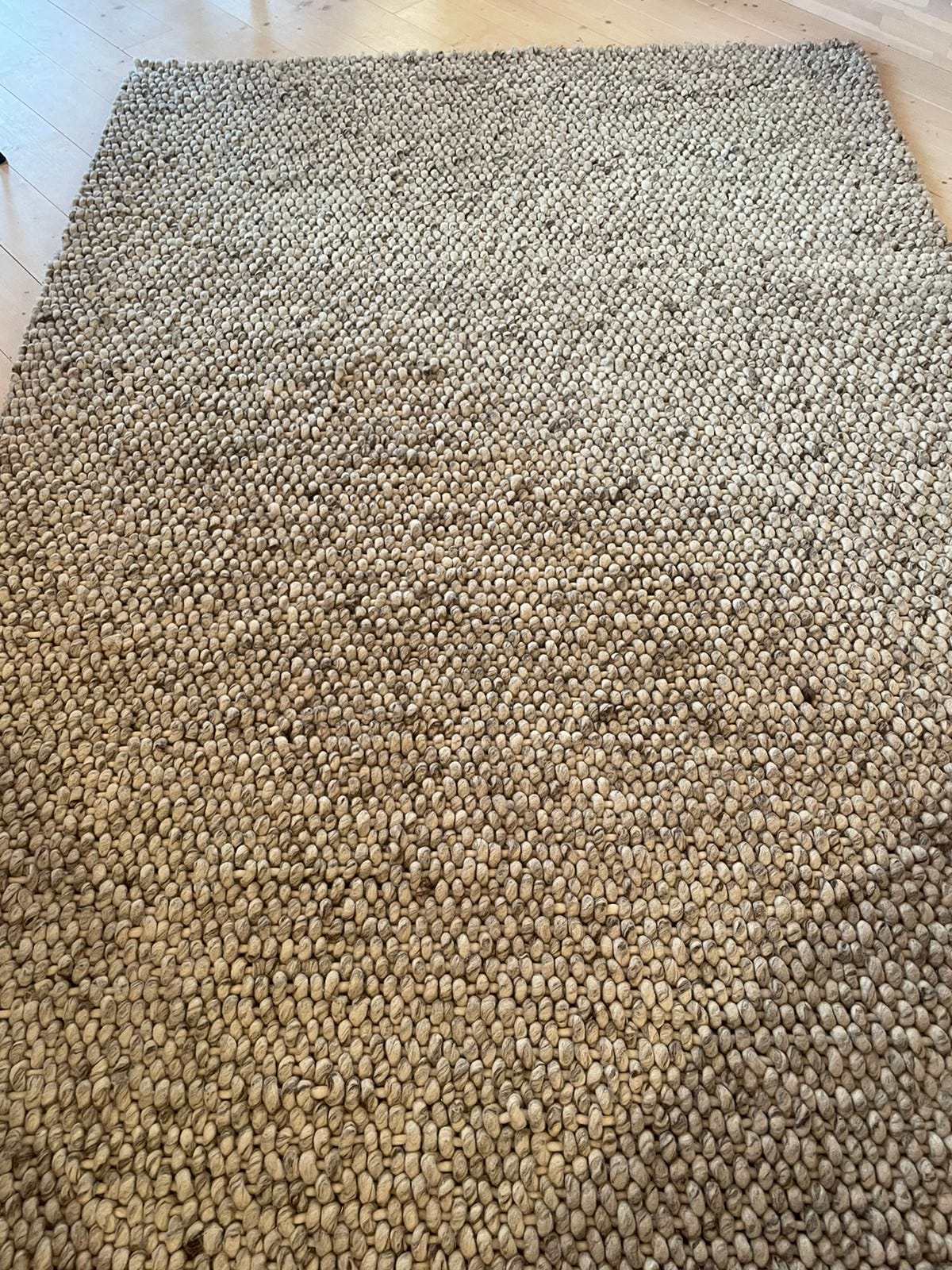 Hjorthede gulvteppe | FINN-torget