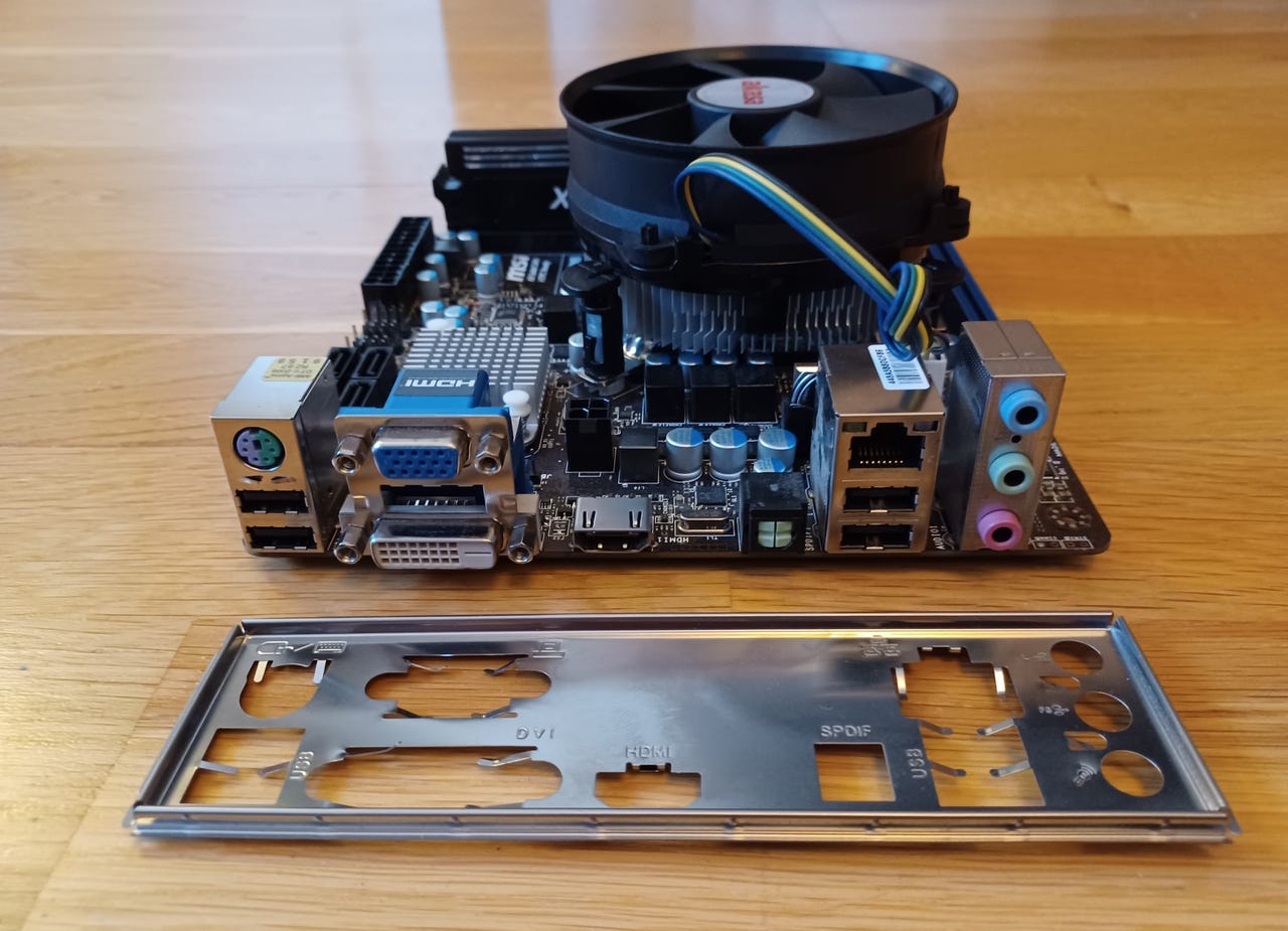 PC bundle (mini-ITX) - i5-3570K, 8GB ram, H61I-E35 V2/W8 | FINN-torget