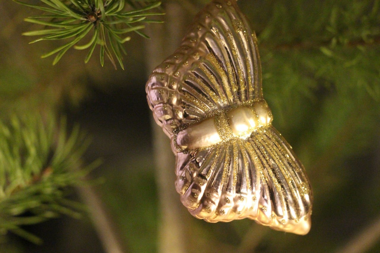 stor glasskule sommerfugl / jule pynt /juletrepynt i glass | FINN torget