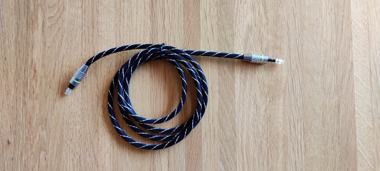 Toslink til mini jack optisk kabel | FINN torget