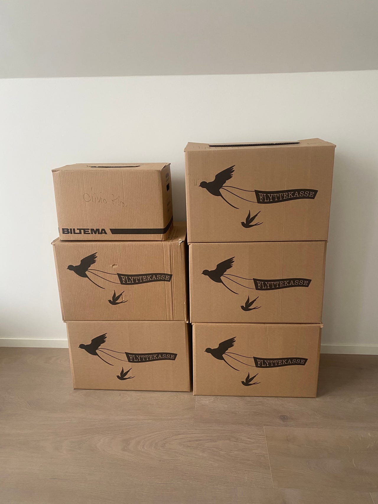 Flytteesker | FINN-torget