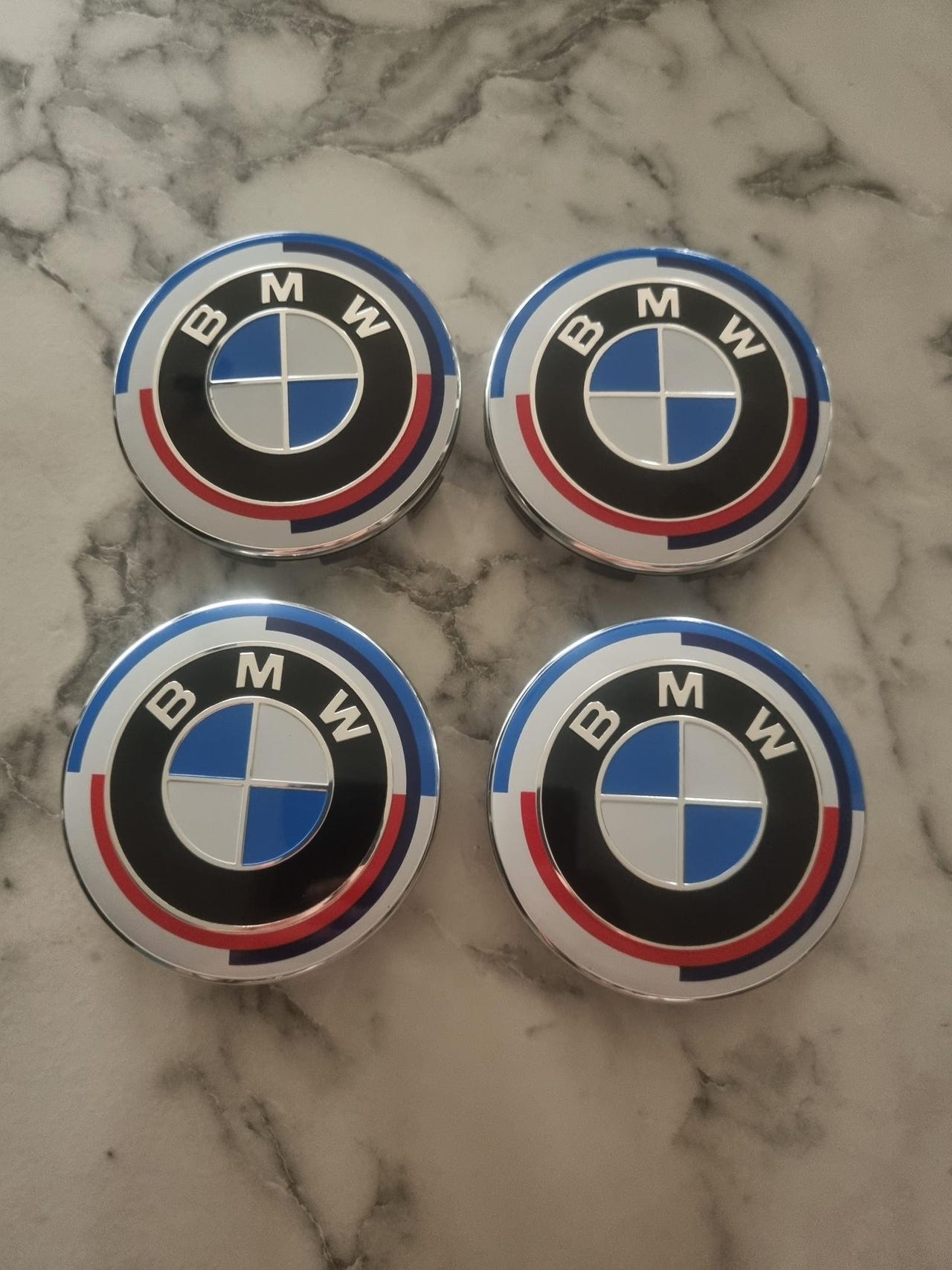 Bmw senterkopper 68mm | FINN-torget