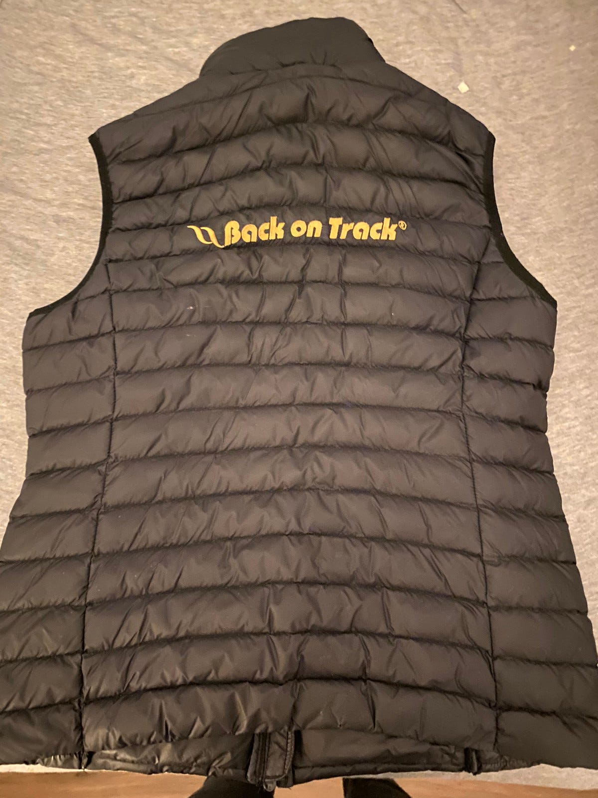 back on track vest | FINN torget