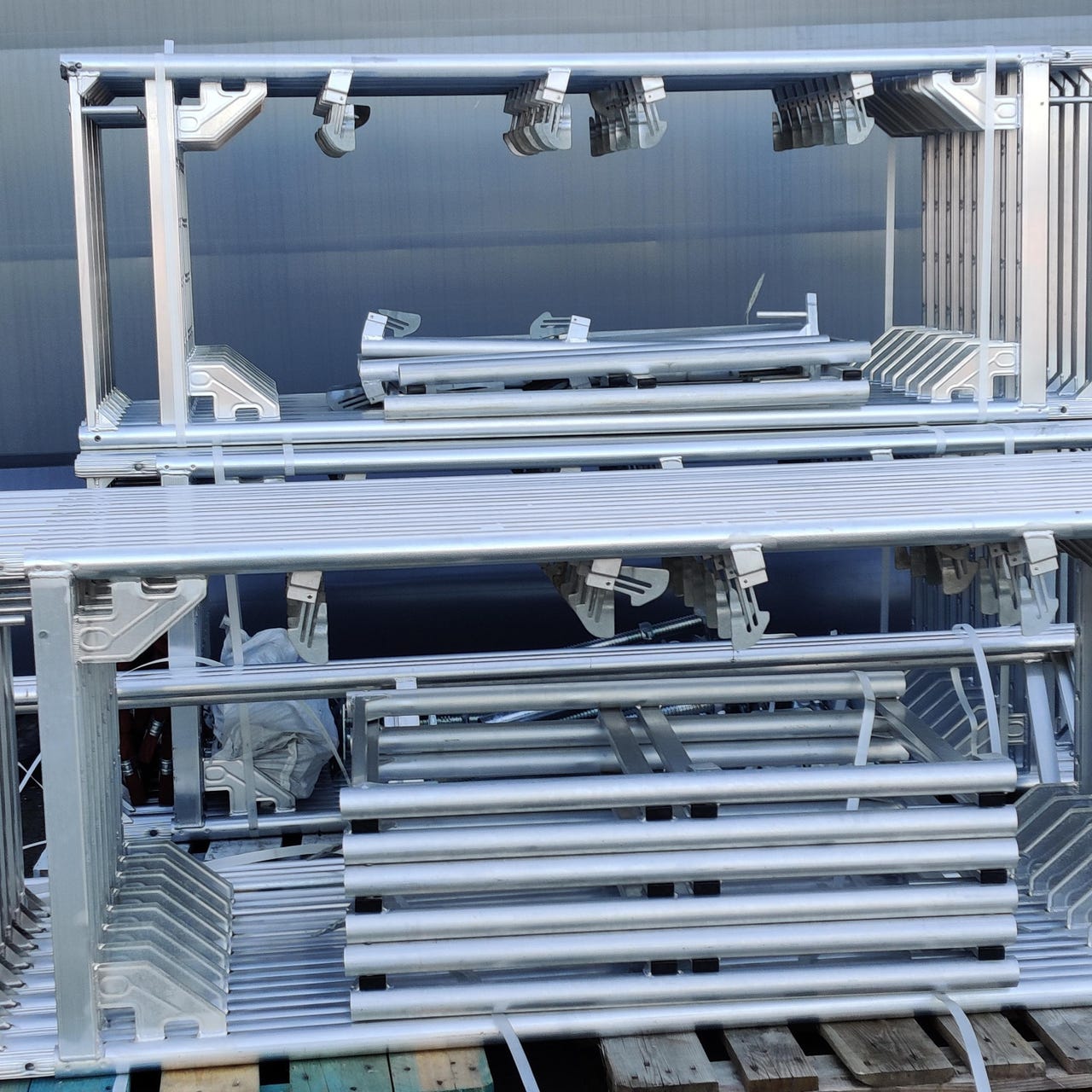 Aluminium stillas deler til salgs | FINN-torget