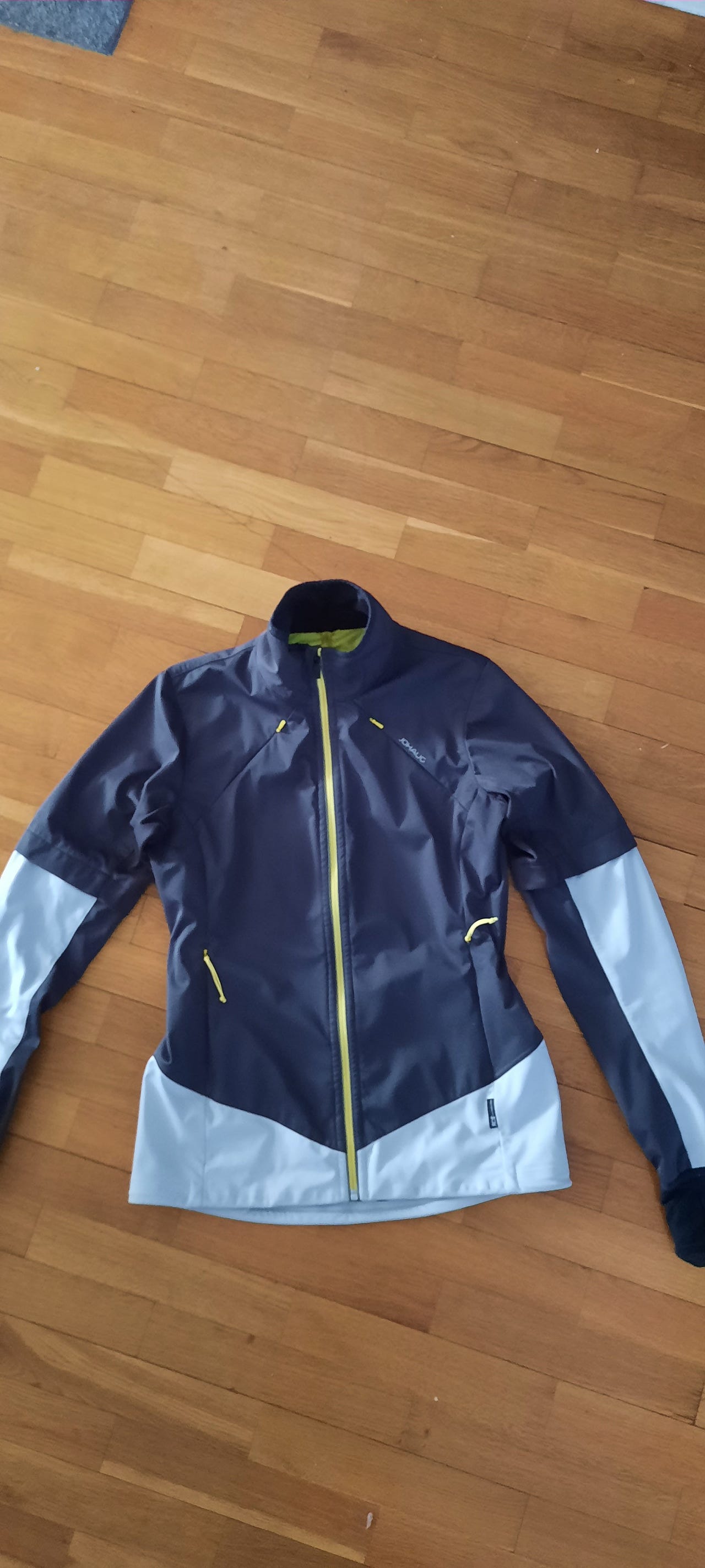 Skijakke fra Johaug, str M | FINN-torget