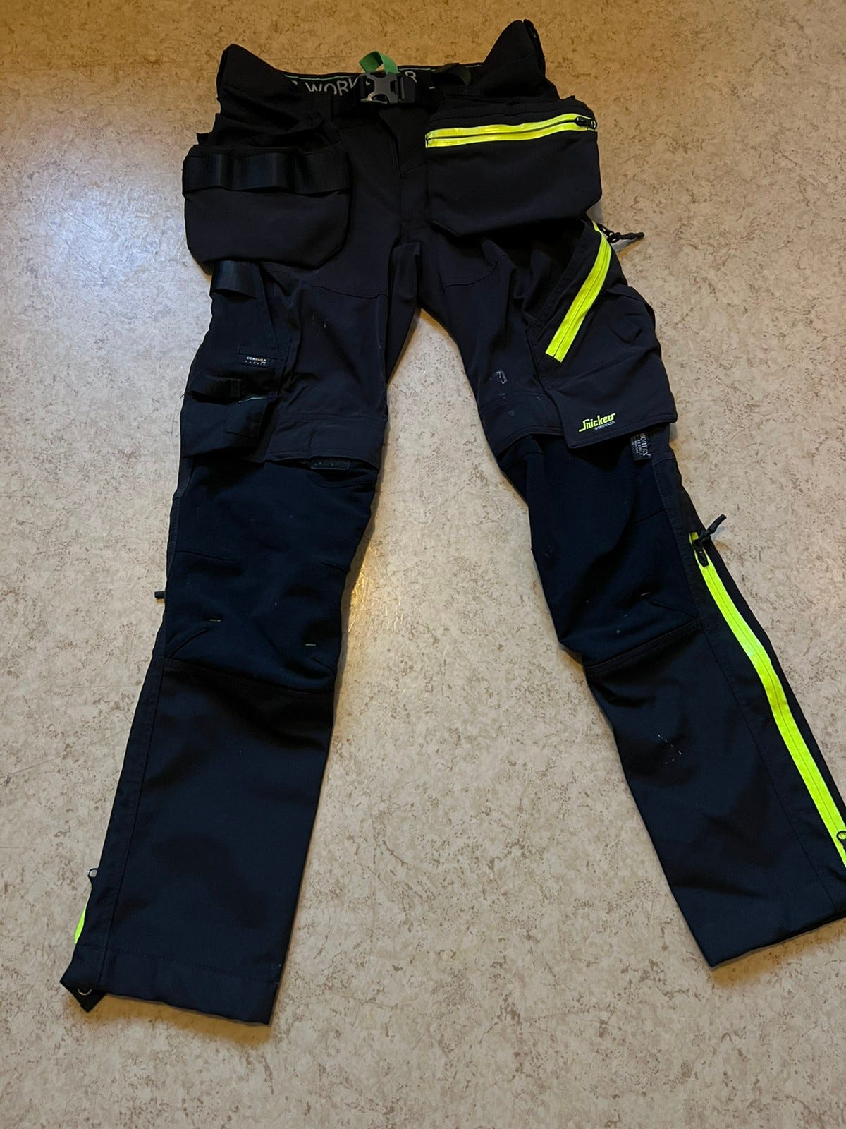 SNICKERS 6940 FlexiWork Softshellbukse | FINN torget