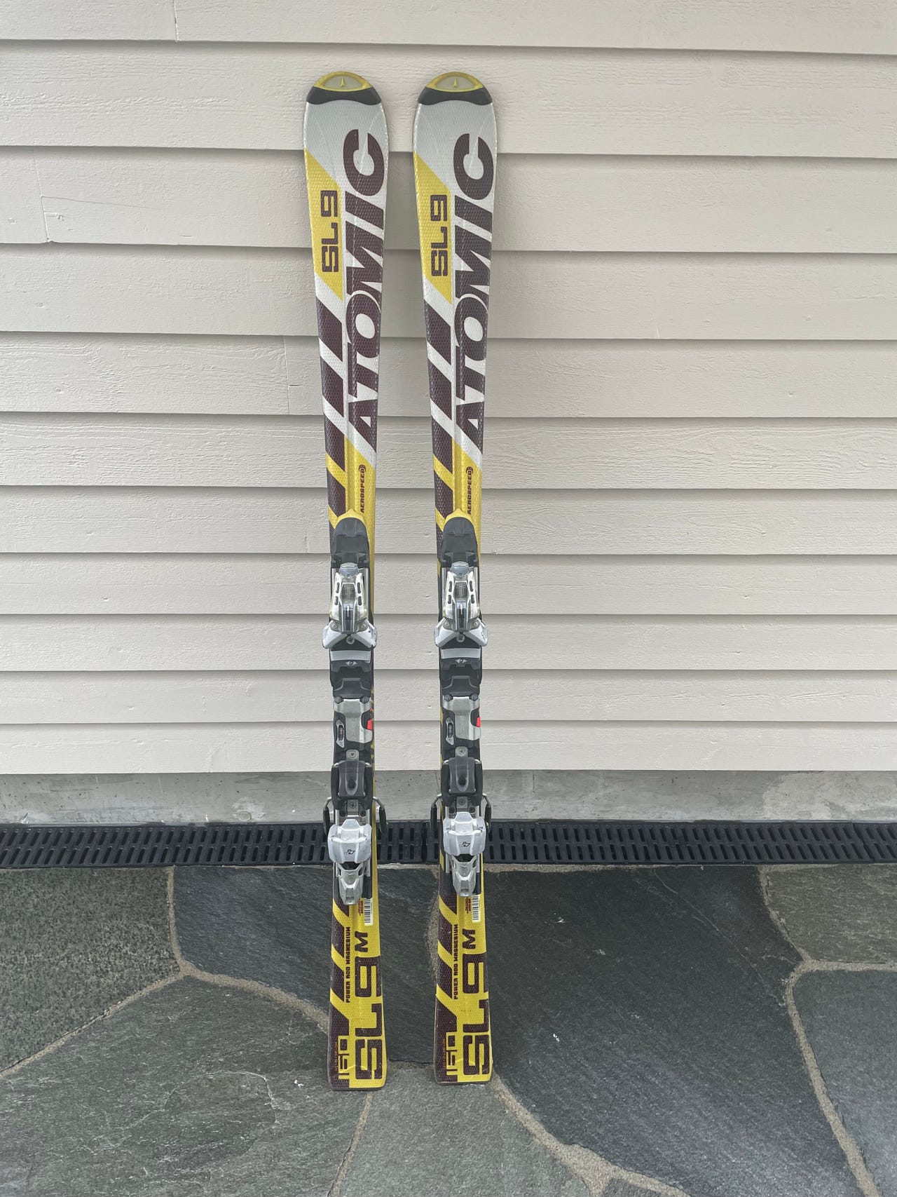 ATOMIC SL9 | FINN torget