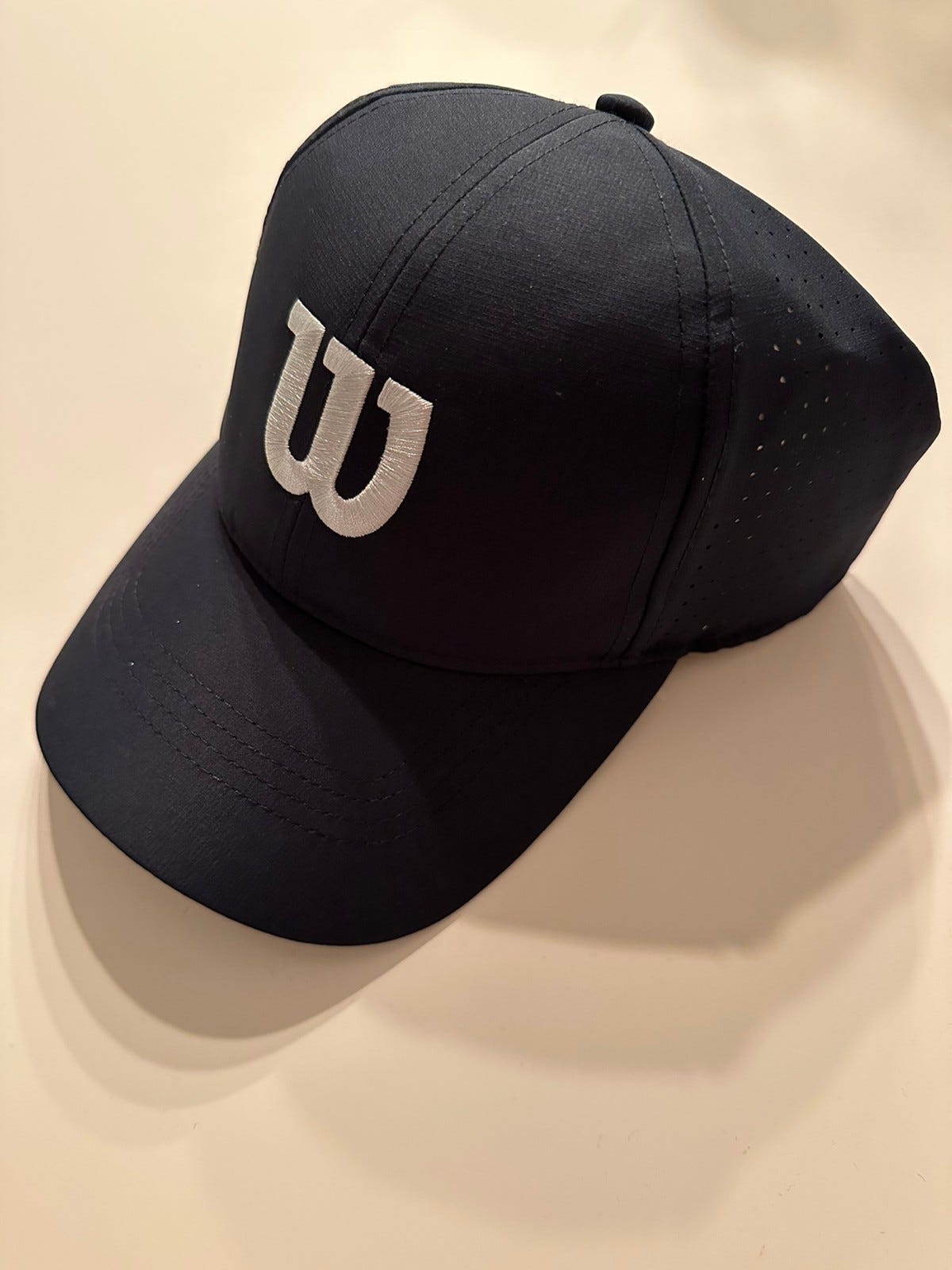 Wilson Ultralight Tennis Caps | FINN torget