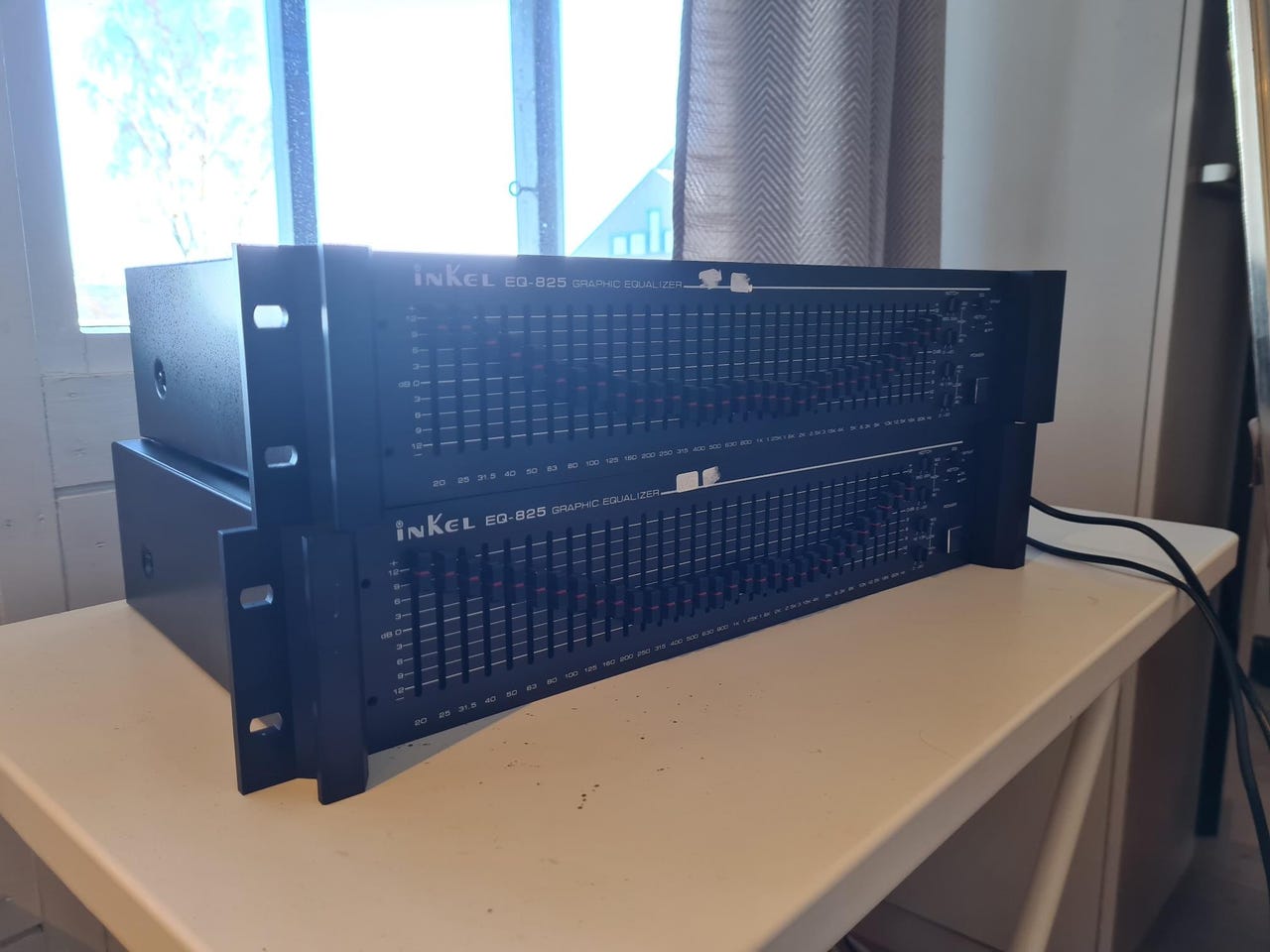 2x Inkel eq 825 grafisk eq | FINN torget