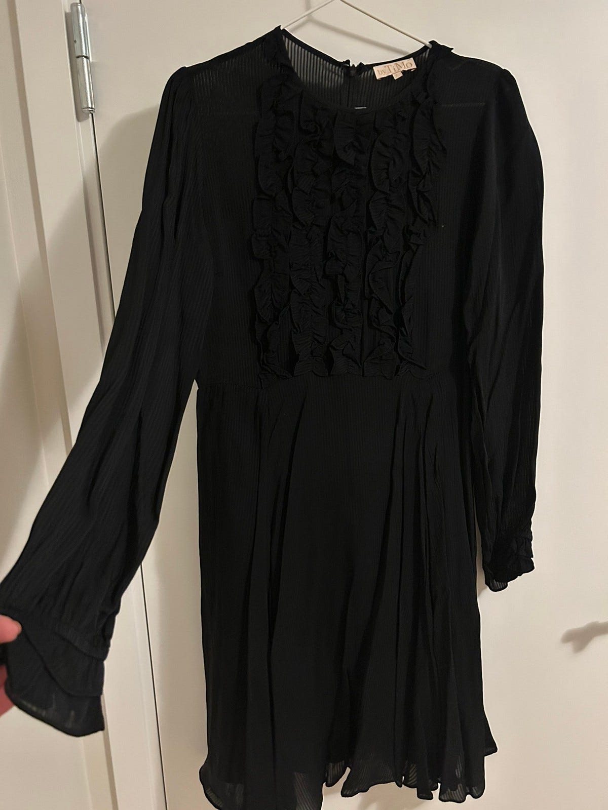 By Timo kjole | FINN-torget