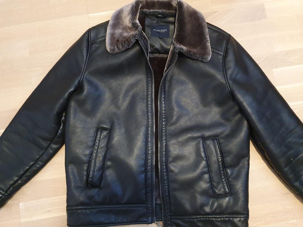 Mario Conti fôret skinnjakke! | FINN-torget
