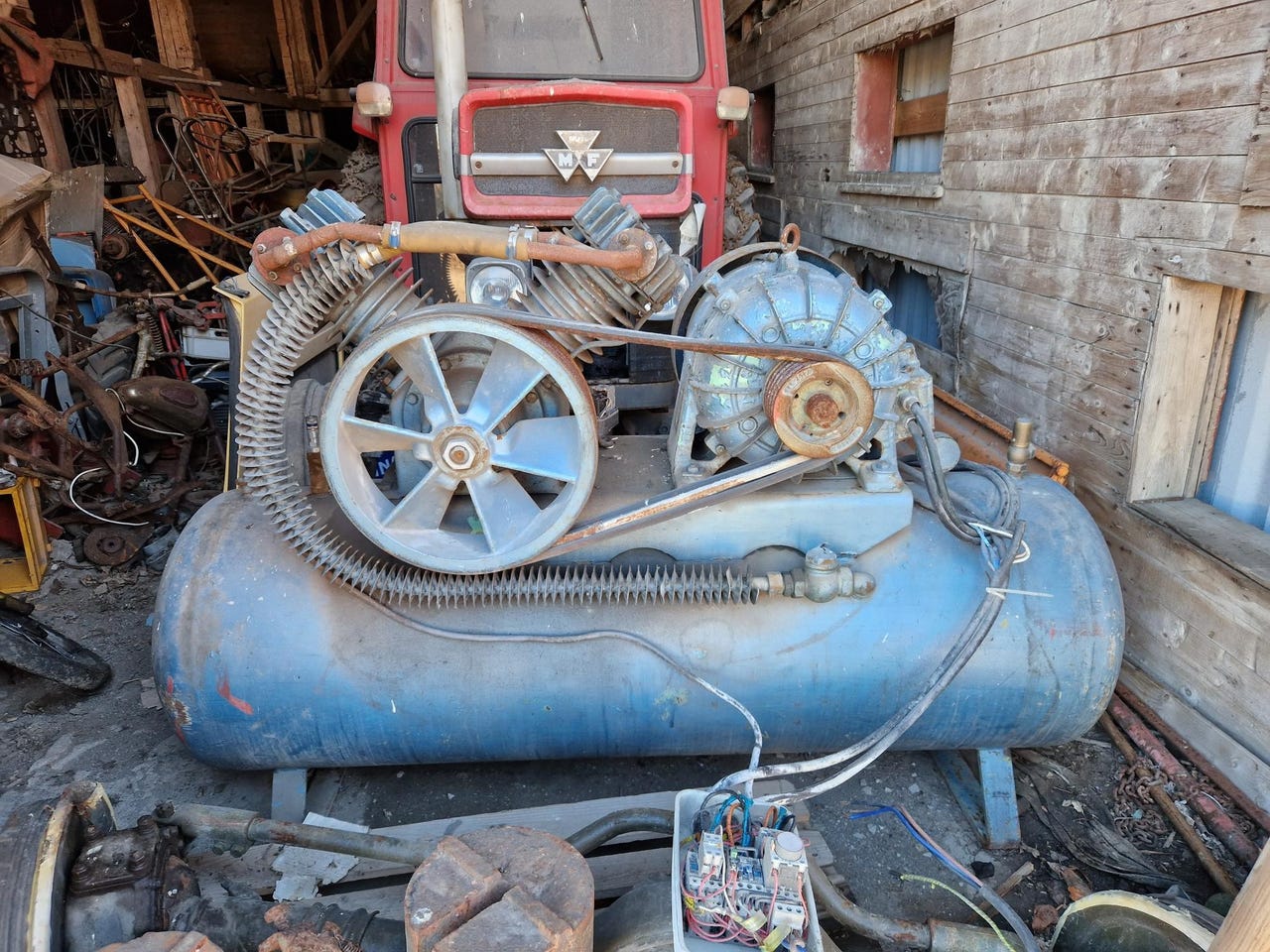 Stor (stenhøj?) kompressor 500L | FINN torget