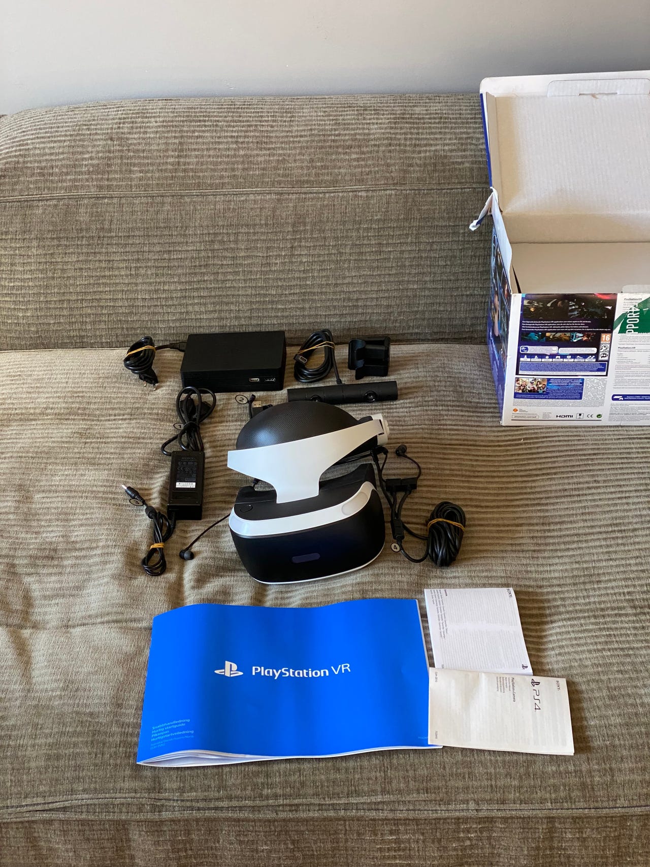 VR briller til PS4 + 4 spill | FINN torget