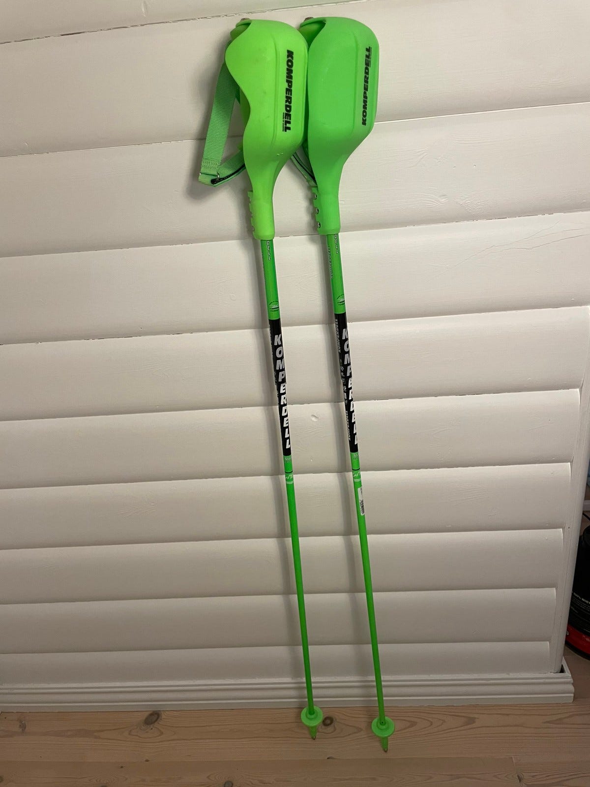 Komperdell karbon slalom racing staver 120cm | FINN torget