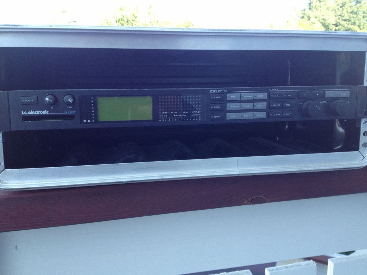 TC Electronic G-Force Multi-Effects Rack Processor | FINN-torget