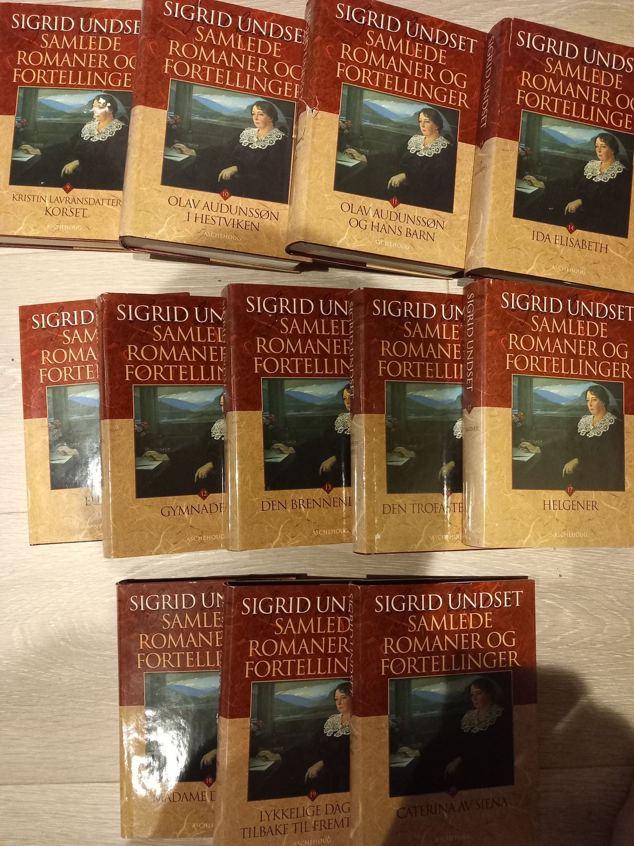 HELE BOK SAMLINGEN TIL SIGRID UNDSET | FINN torget