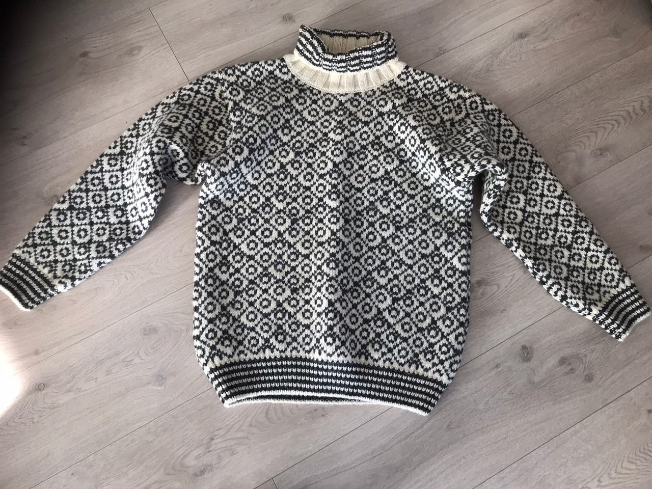 Devold svalbard genser str XXL | FINN torget