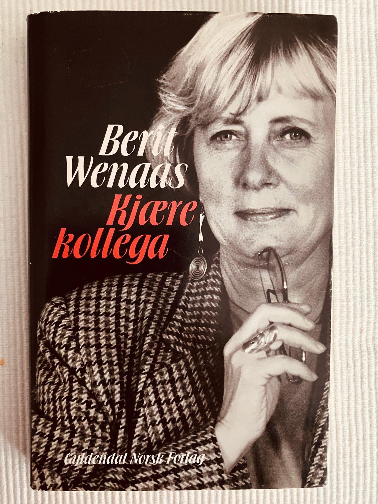 BokFrank: Berit Wenaas; Kjære kollega (1995) | FINN torget