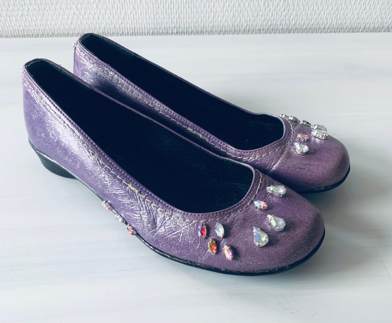 Vintage 💜 lilla sko i 38 - med perler og pynt | FINN-torget