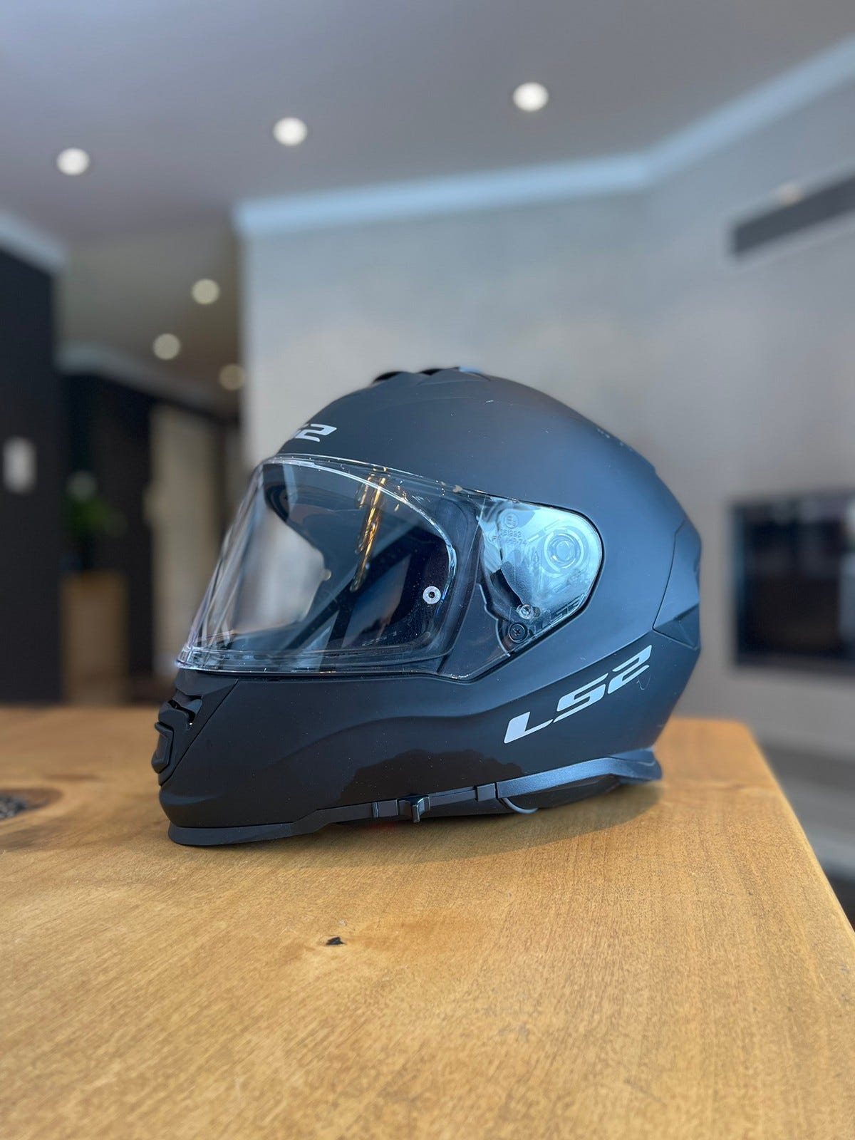 LS2 Storm mc hjelm str M | FINN torget