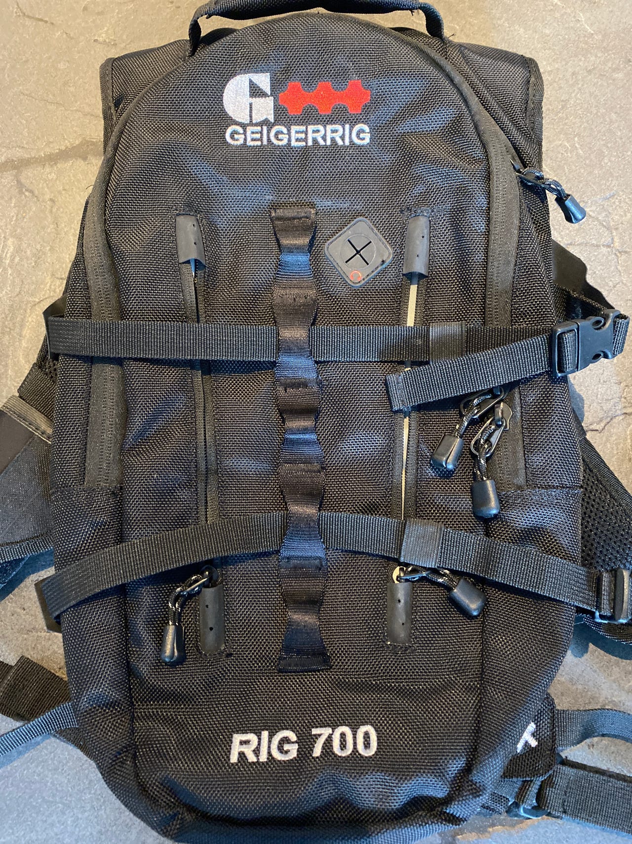 Geigerrig 700 drikkesekk selges. | FINN-torget