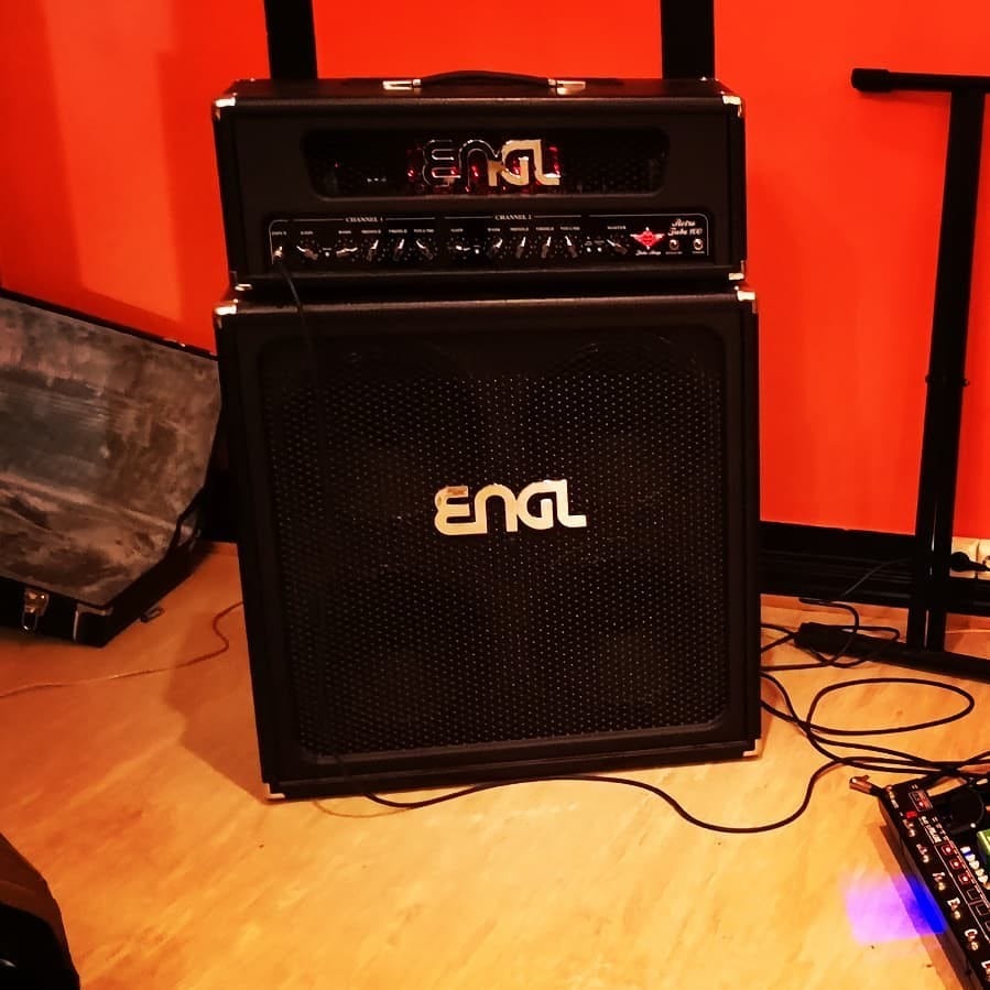 ENGL Retro Tube med 4x12 ENGL m/footswitch | FINN-torget