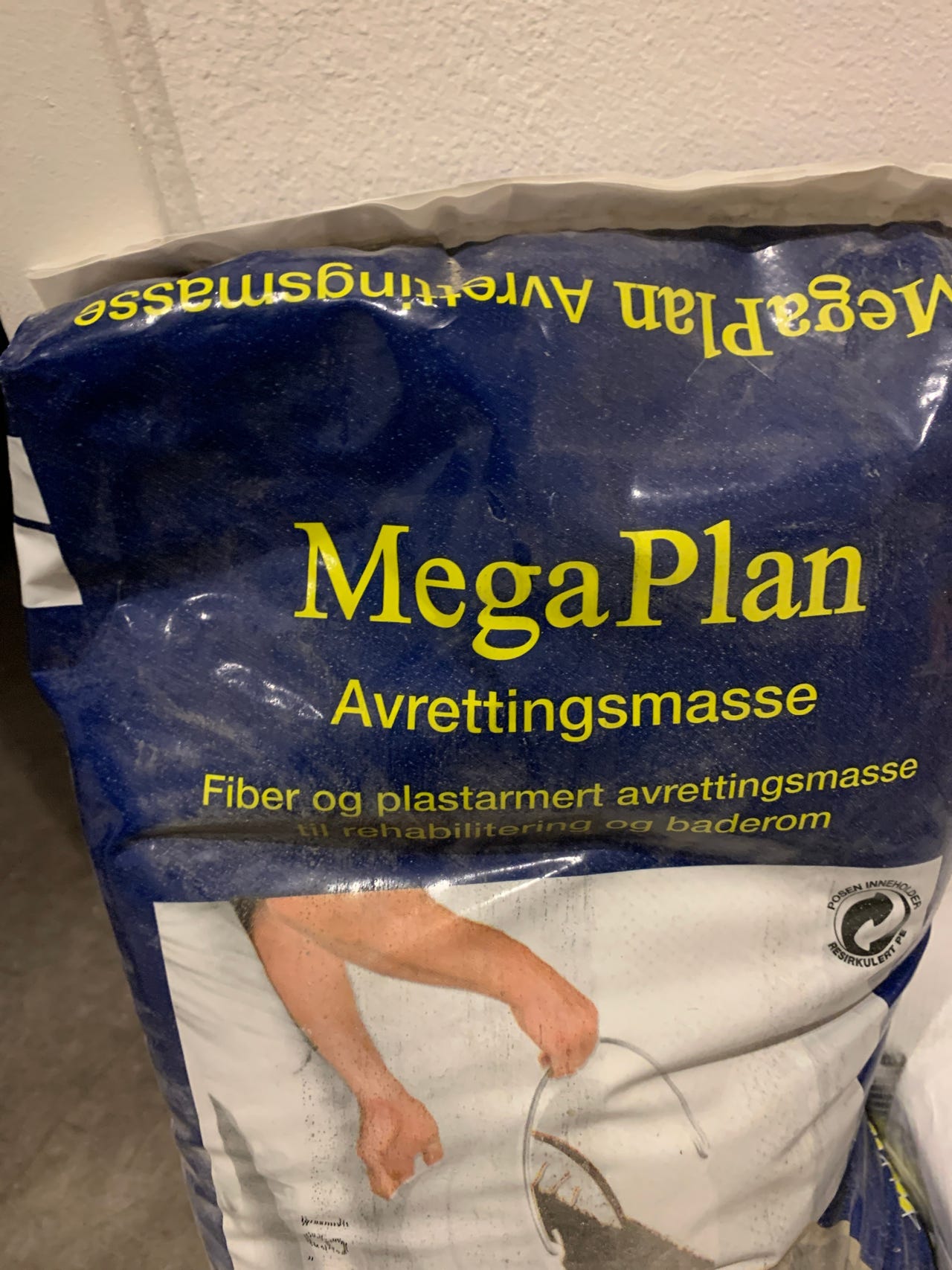 Avrettingsmasse- megaflis en sekk 20kg. Haster! | FINN torget