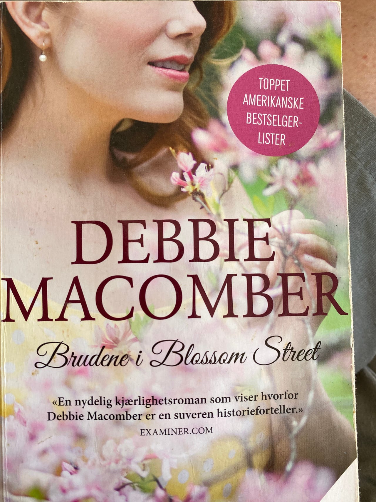Brudene i Blossom street, av Debbie Macomber | FINN torget