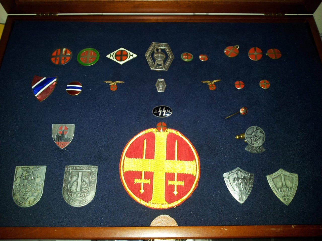 Milorg-Ss-ns-at-frontkjemper -tysk- | FINN torget