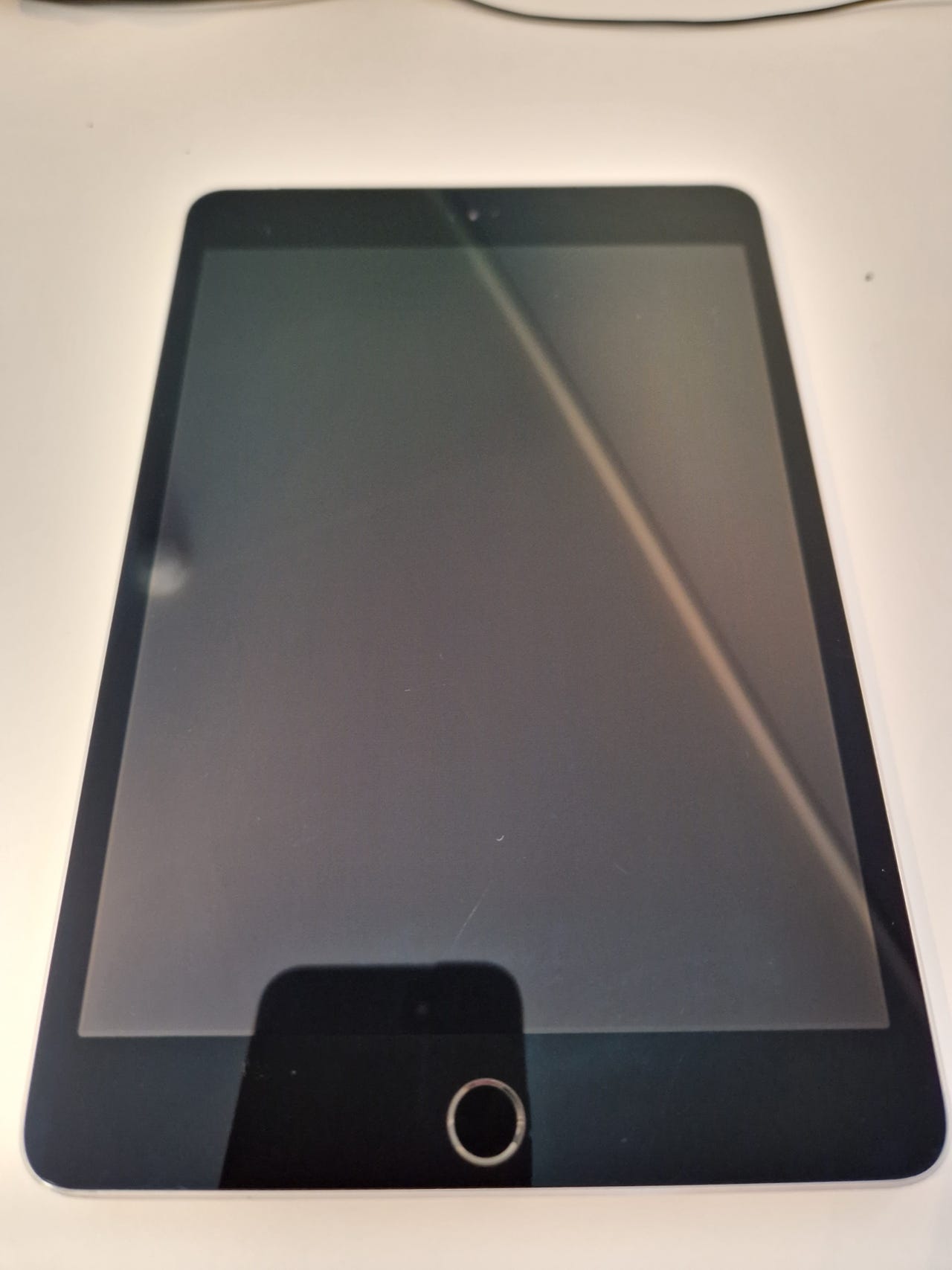 iPad mini 4 Wi-Fi + Cellular 16GB Space Gray A1550 | FINN torget