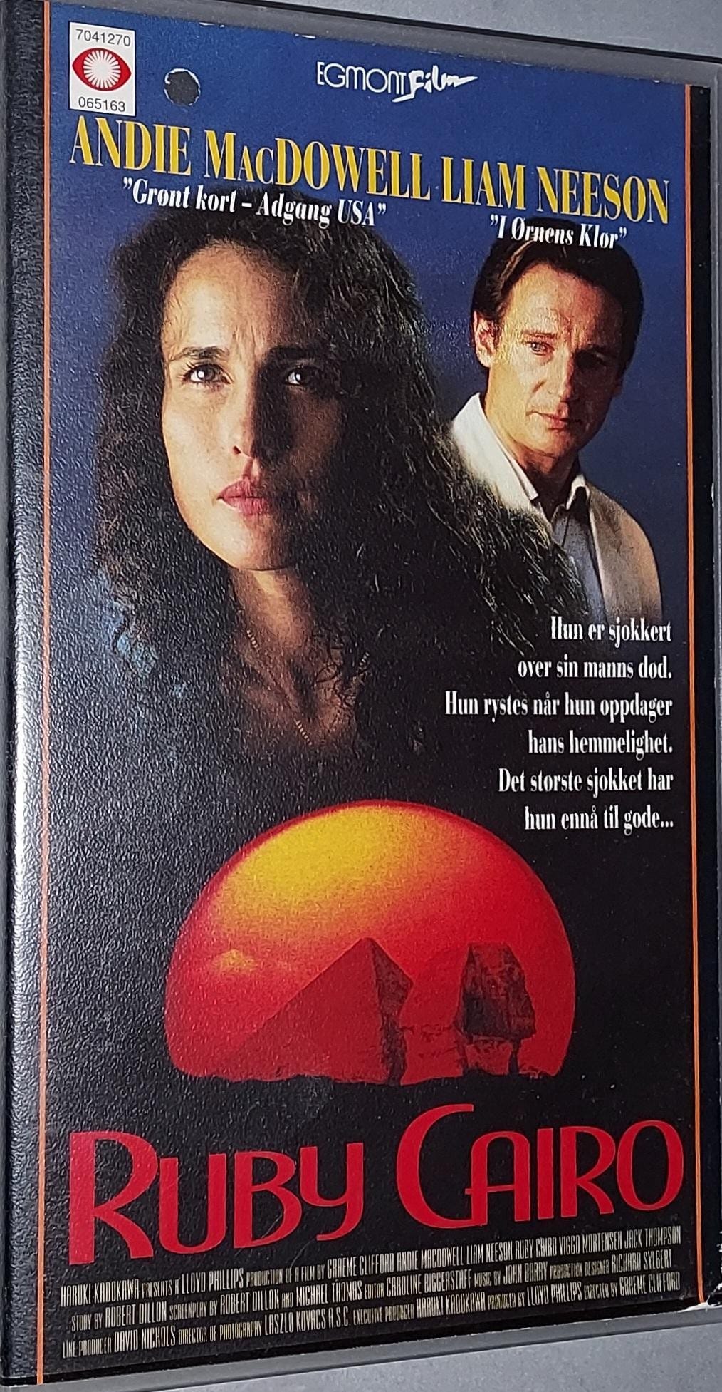 VHS SMALL BOX.RUBY CAIRO. | FINN torget