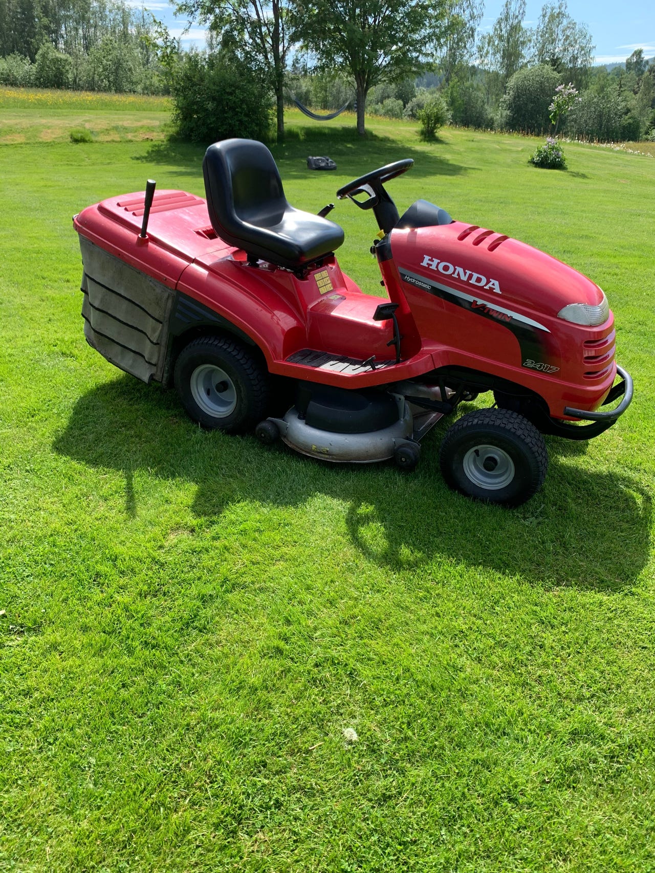 Honda sitteklipper 2417 | FINN torget