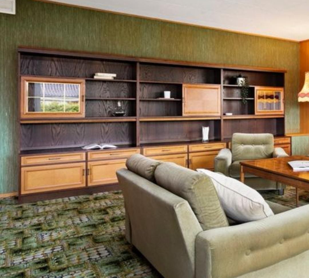 Pent brukte reoler selges billig mot henting! | FINN-torget