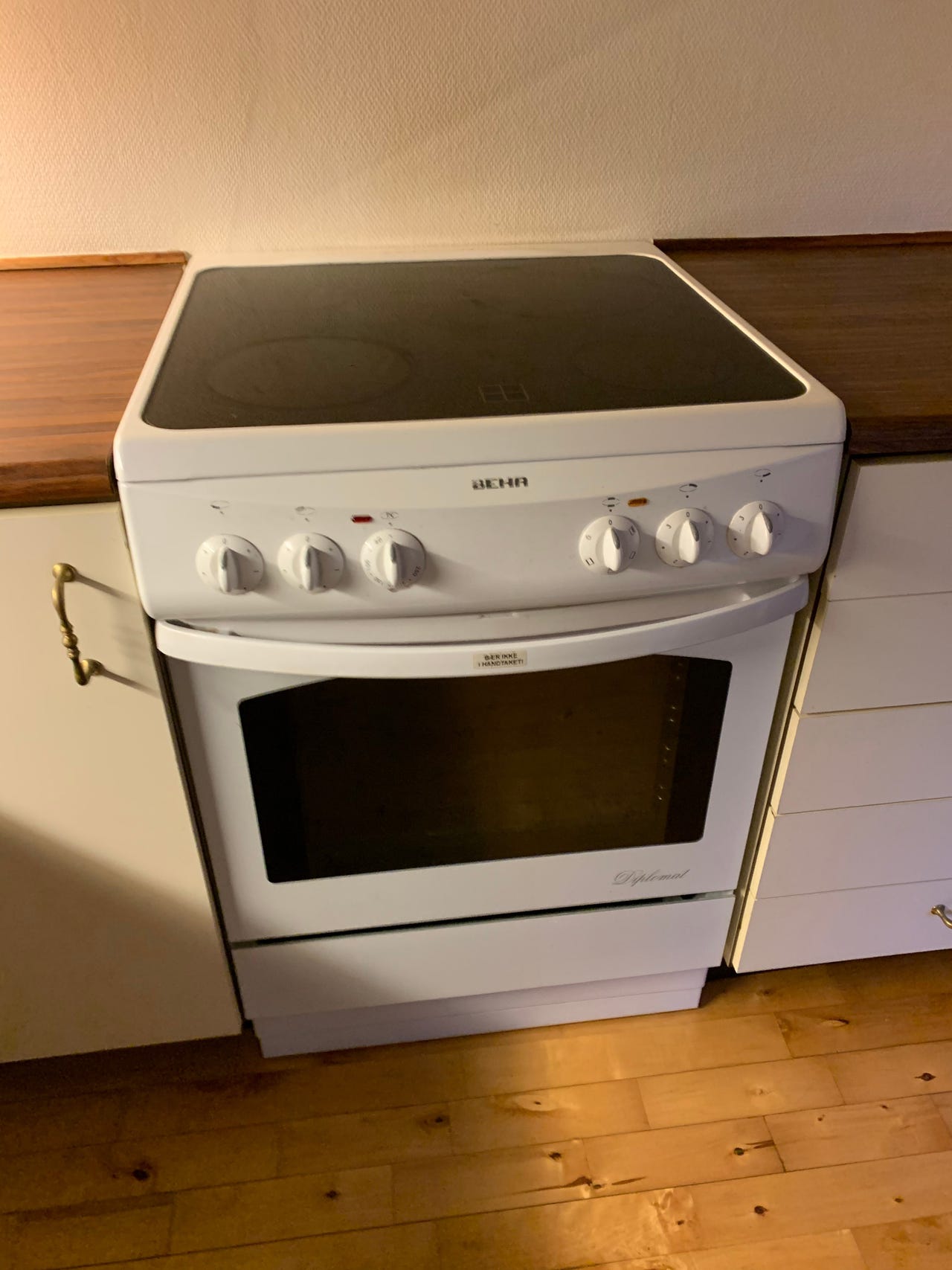 Beha Diplomat komfyr | FINN-torget