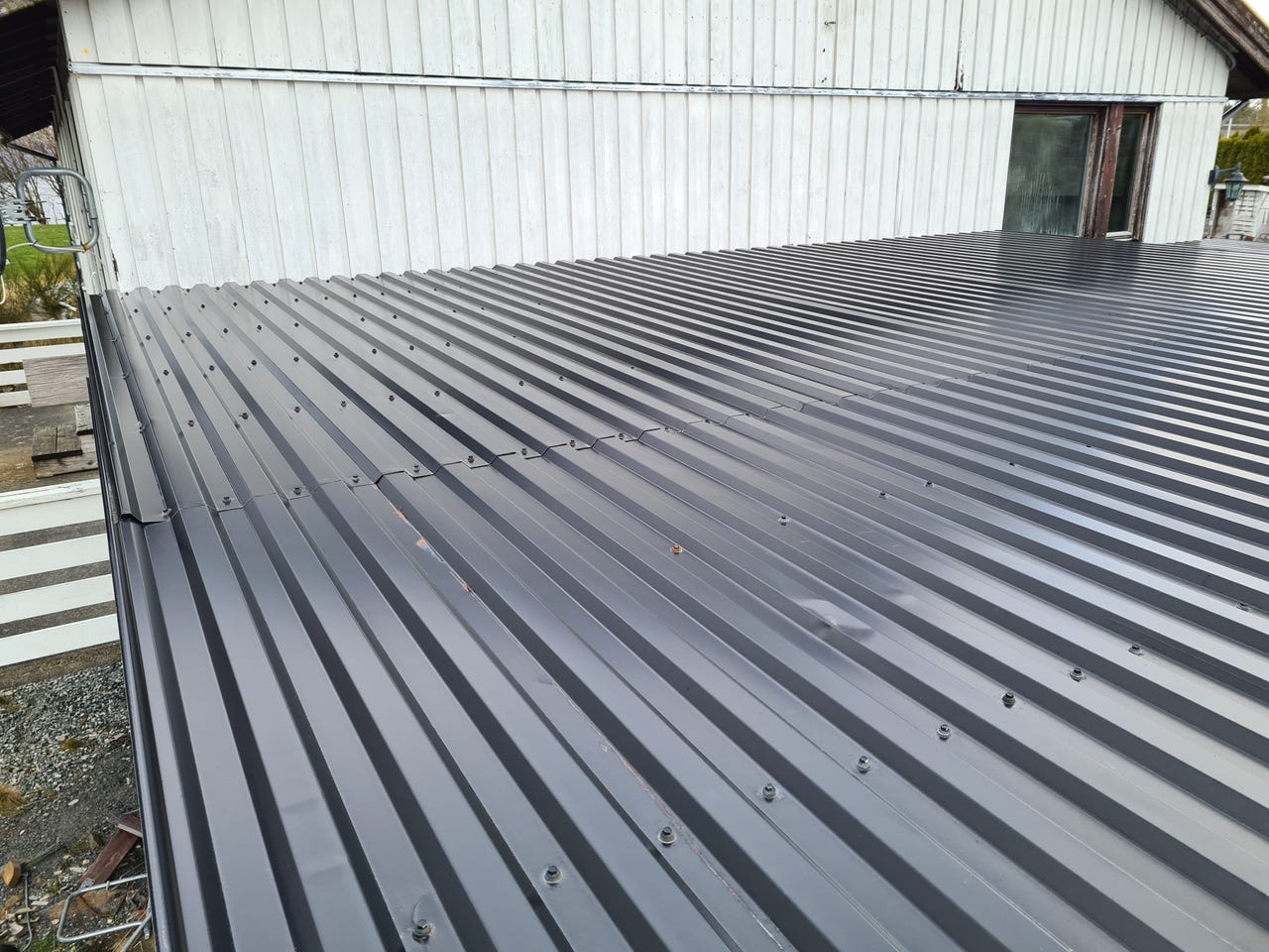 Takplater - Bølgeblikk - Ståltak (Reservert) | FINN torget