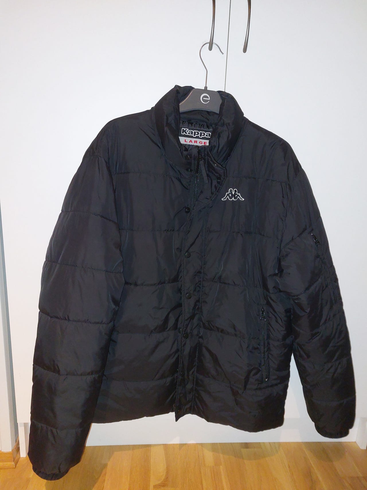 Kappa Sort Herre Jakke Large | FINN-torget