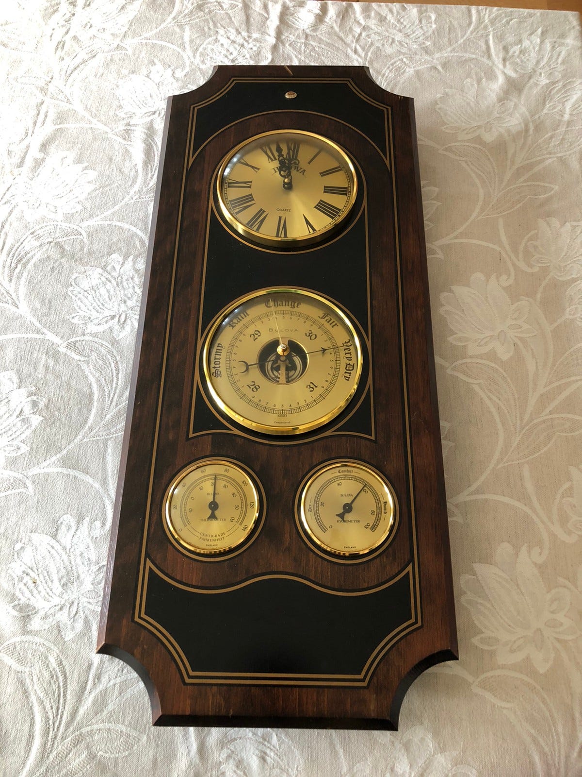 Vintage Bulova værstasjon med klokke Barometer Thermometer Hygrometer | FINN torget