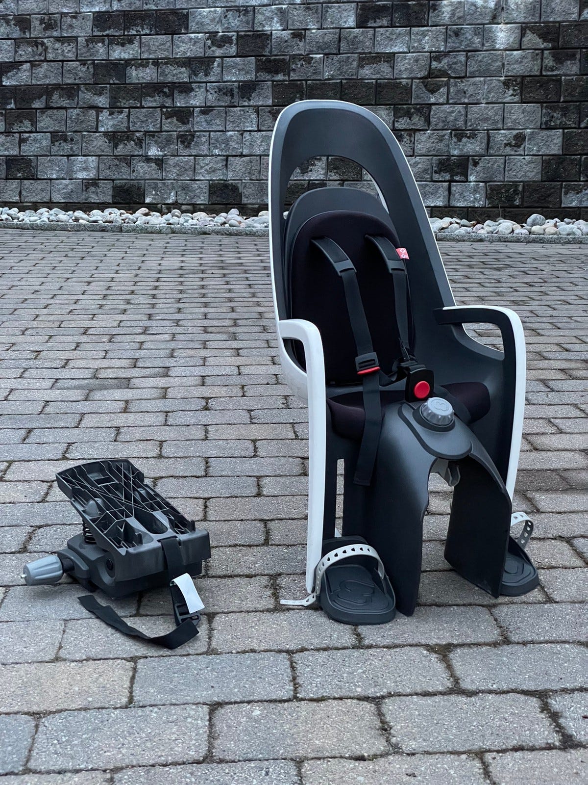 Hamax Caress Relax sykkelsete med bakmontering - RESERVERT | FINN torget