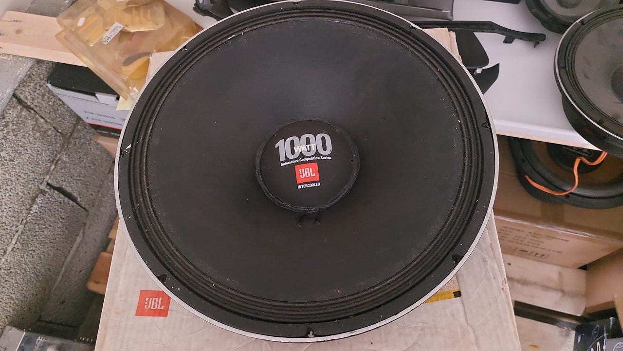 JBL 1500GTi Old School bilstereo. 15" subwoofer. 1000watt | FINN torget