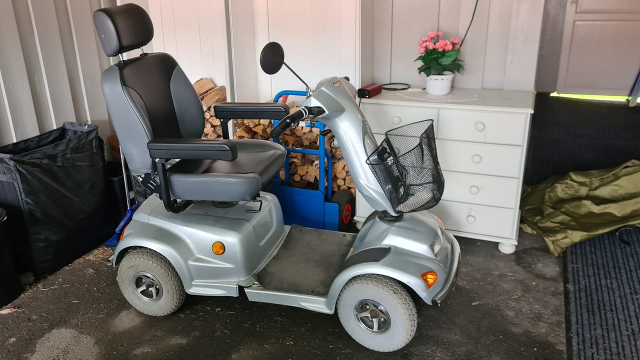 Elektrisk rullestol/"bil" | FINN-torget